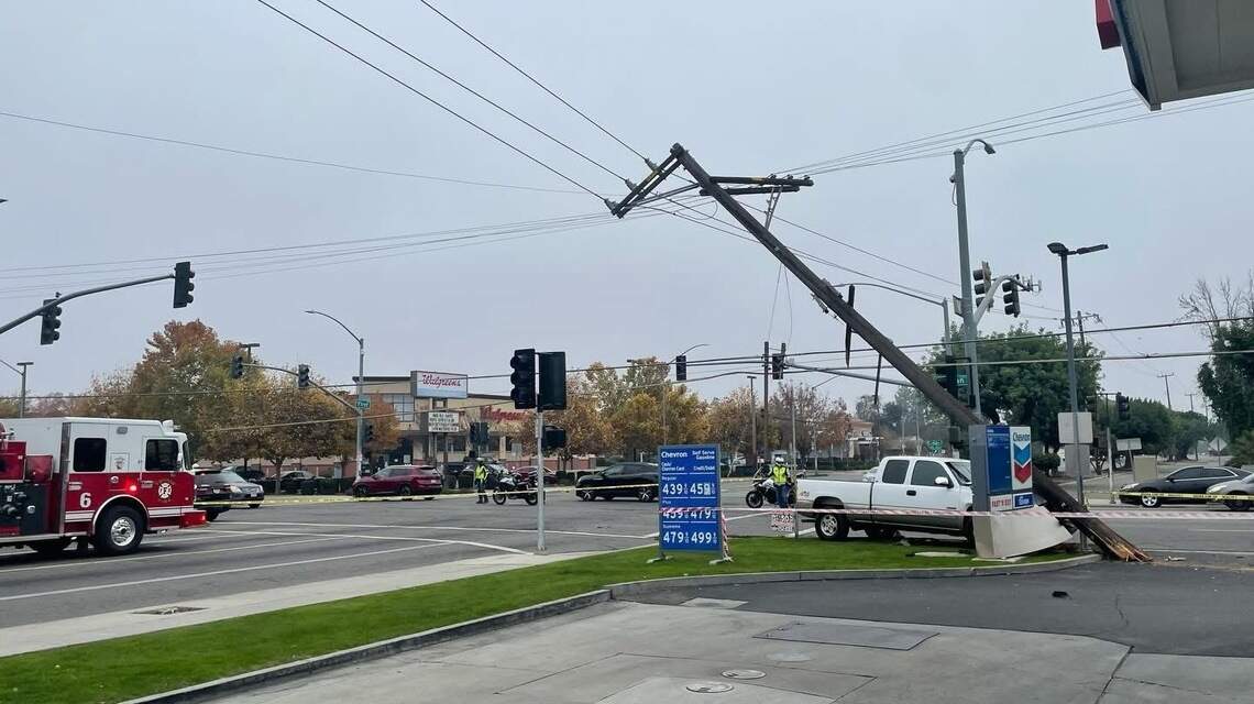 Power Lines Down After Crash At Ashlan And First Fresno Fresno Bee